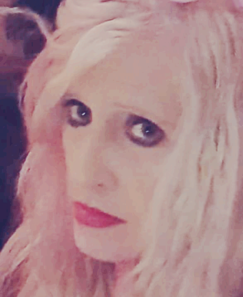 Psychic Light Reader Aelissa | Begin Your Reading Today