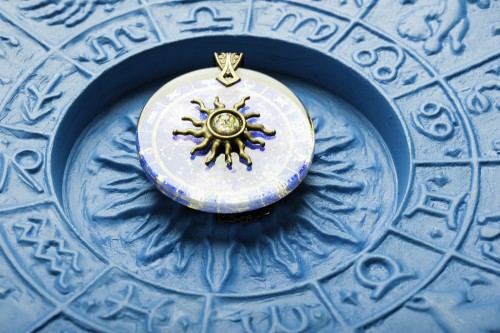 7 Reasons to Learn the Art of Astrology | Psychic Light