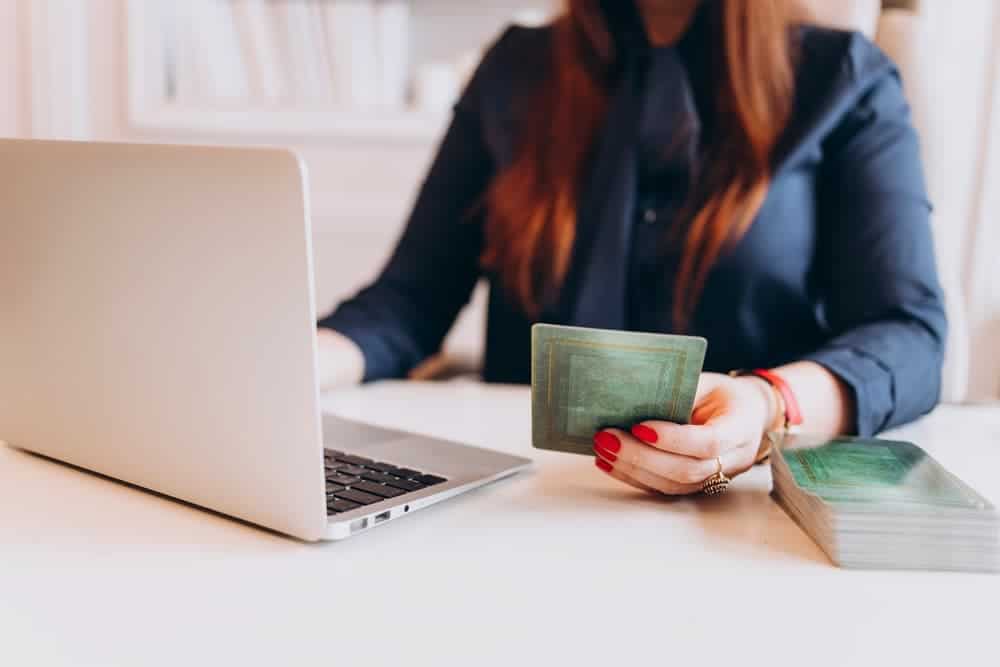 Making The Most Of Our Live Psychic Chat Readings Service | Psychic Light